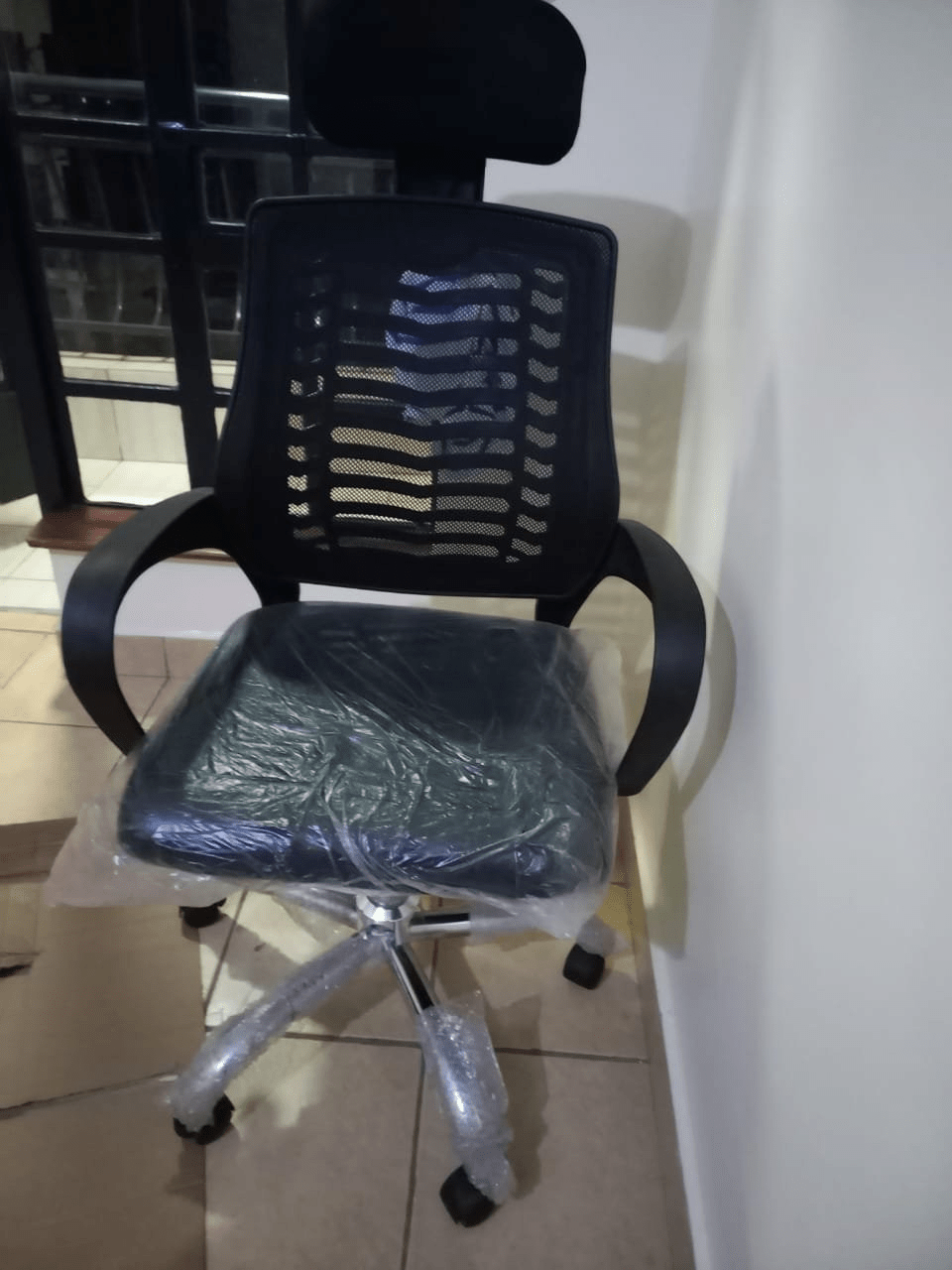 Headrest Detailing Office Chair - Primo Shop - Furniture Shop in Kenya